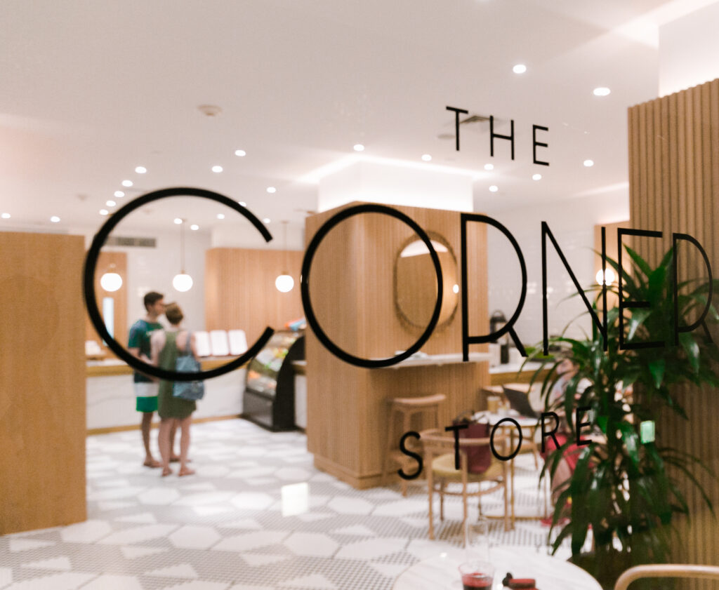 The Corner Store Cafe | Carillon Miami Wellness Resort